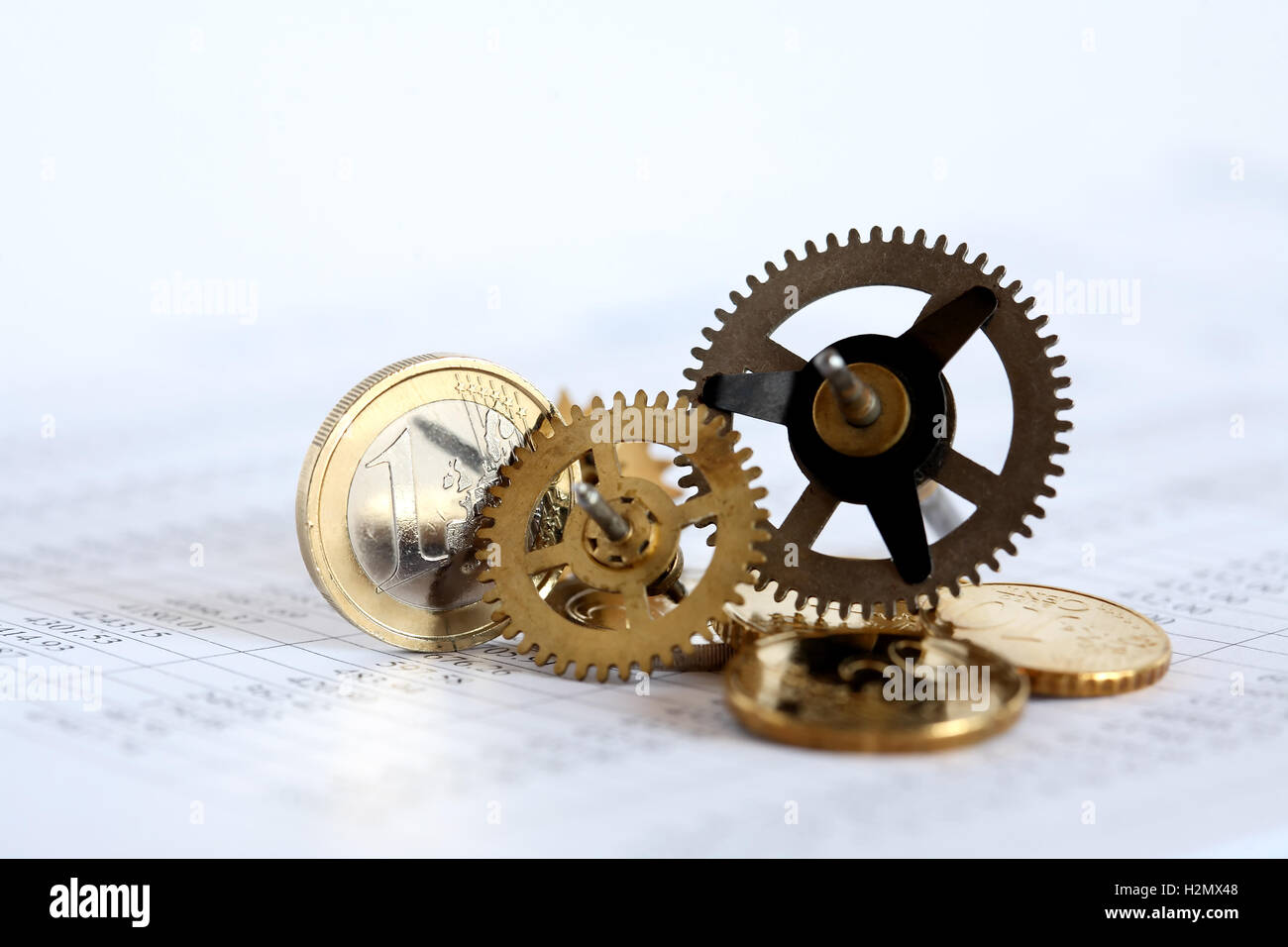 Coin mechanism hi-res stock photography and images - Alamy
