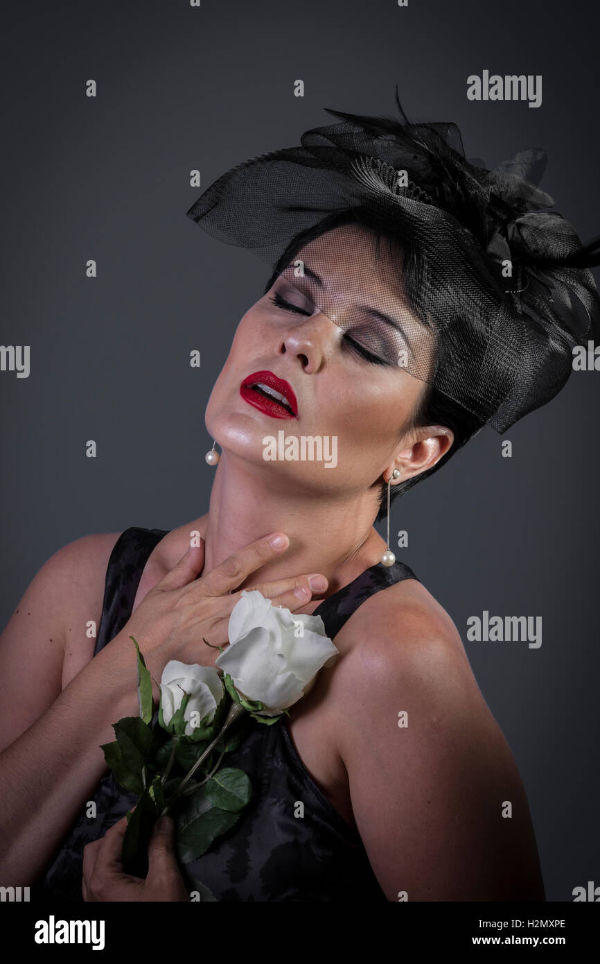 lady.Widow At Funeral. Beautiful retro woman Stock Photo - Alamy