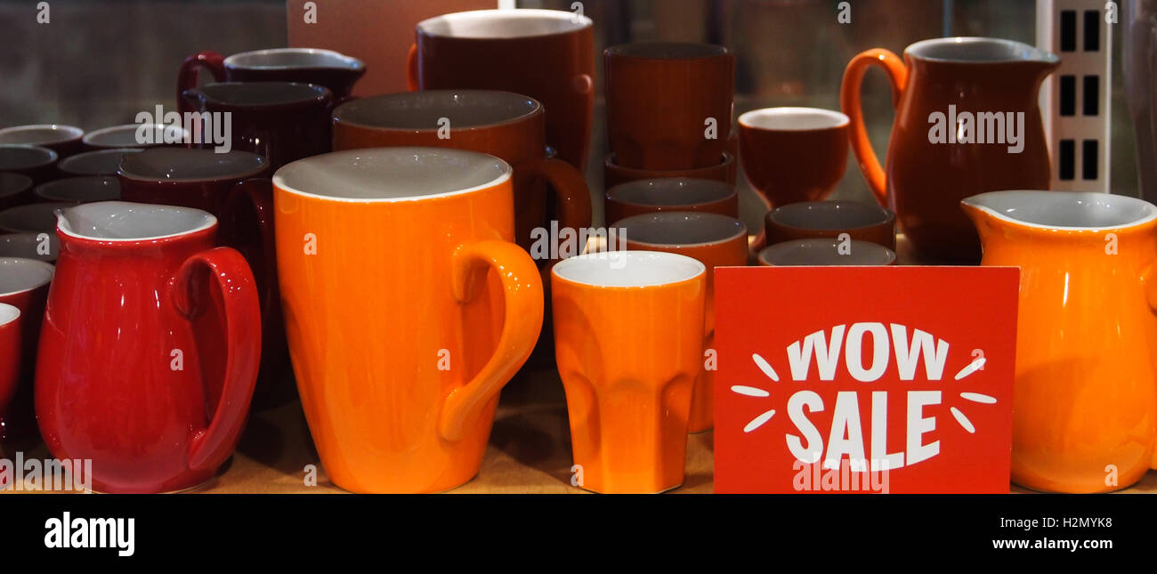 Showcase handmade ceramic pottery hi-res stock photography and images ...