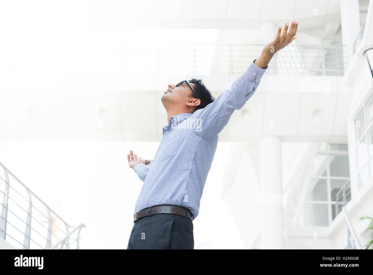 Asian businessman open arms hi-res stock photography and images - Alamy