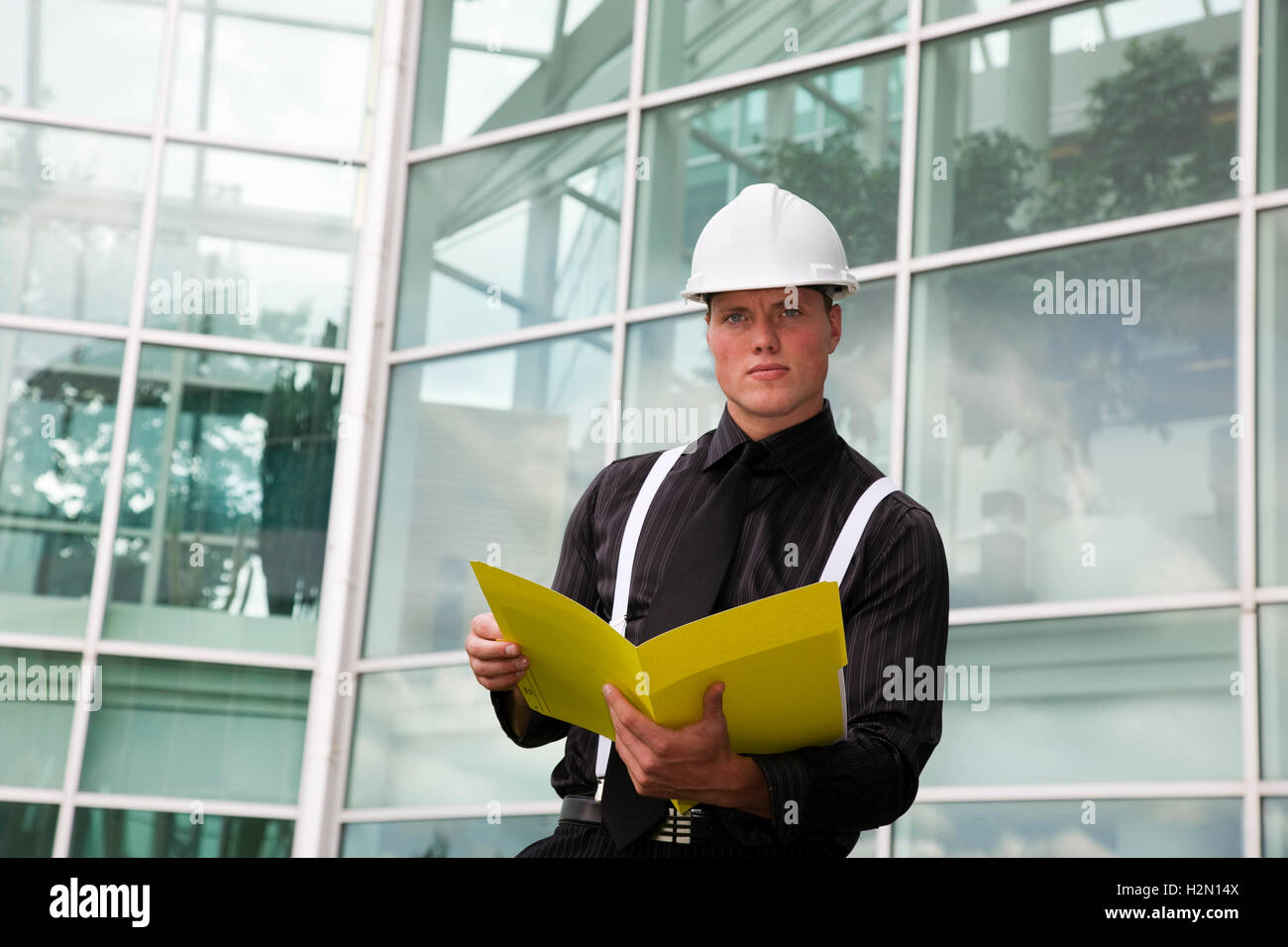 White foreman hi-res stock photography and images - Alamy