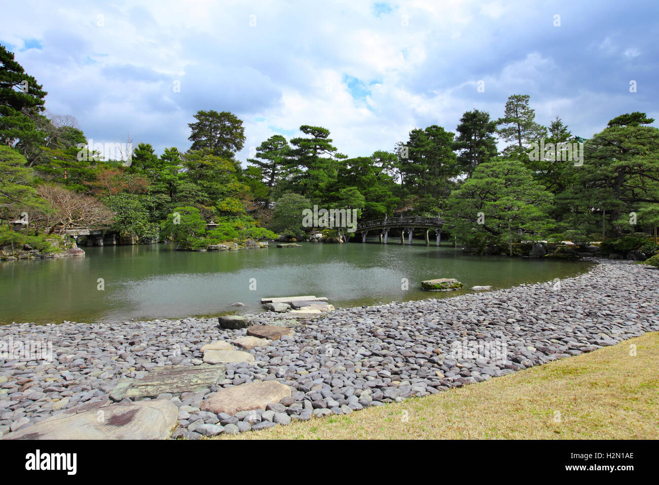 Traditional Japanese garden Stock Photo - Alamy