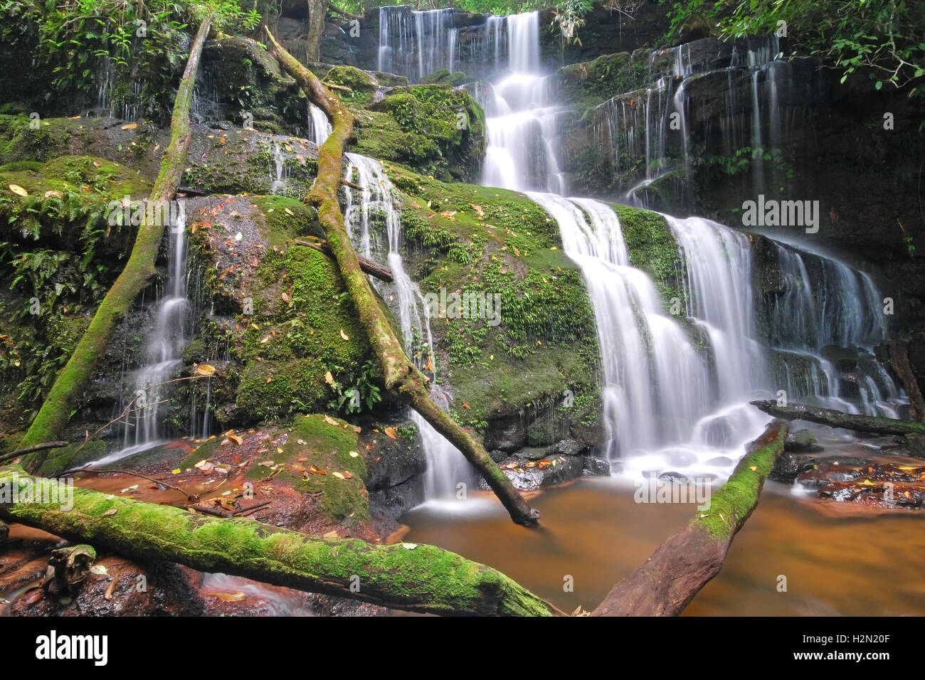 Man Dang Waterfall Stock Photo - Alamy