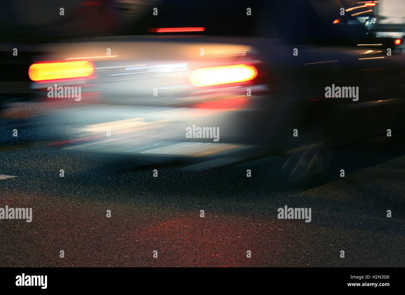 Fast moving cars hi-res stock photography and images - Alamy