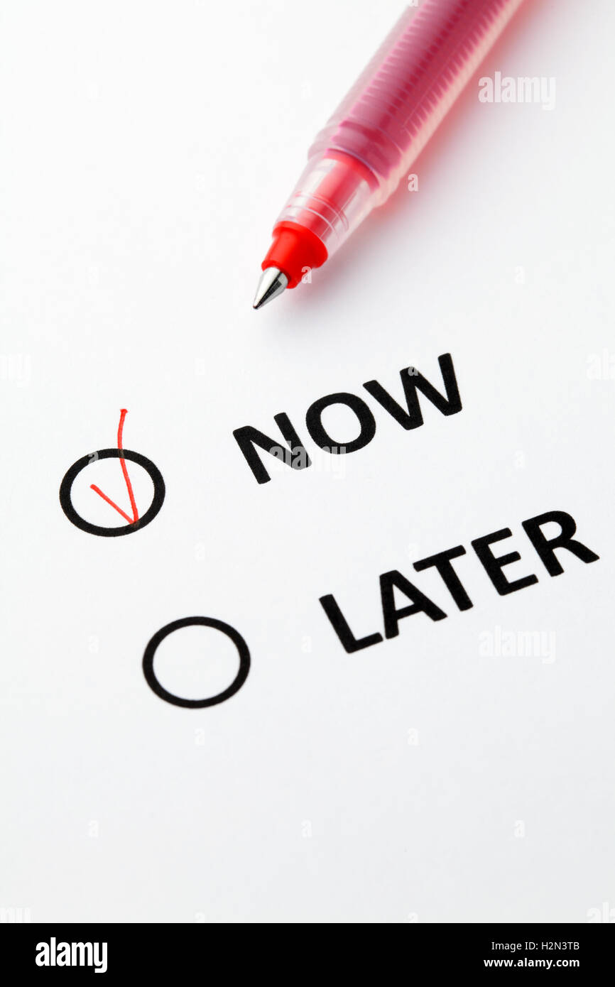 Checklist survey hi-res stock photography and images - Alamy