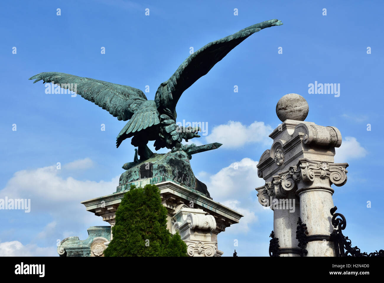 Statue of turul bird hi-res stock photography and images - Alamy