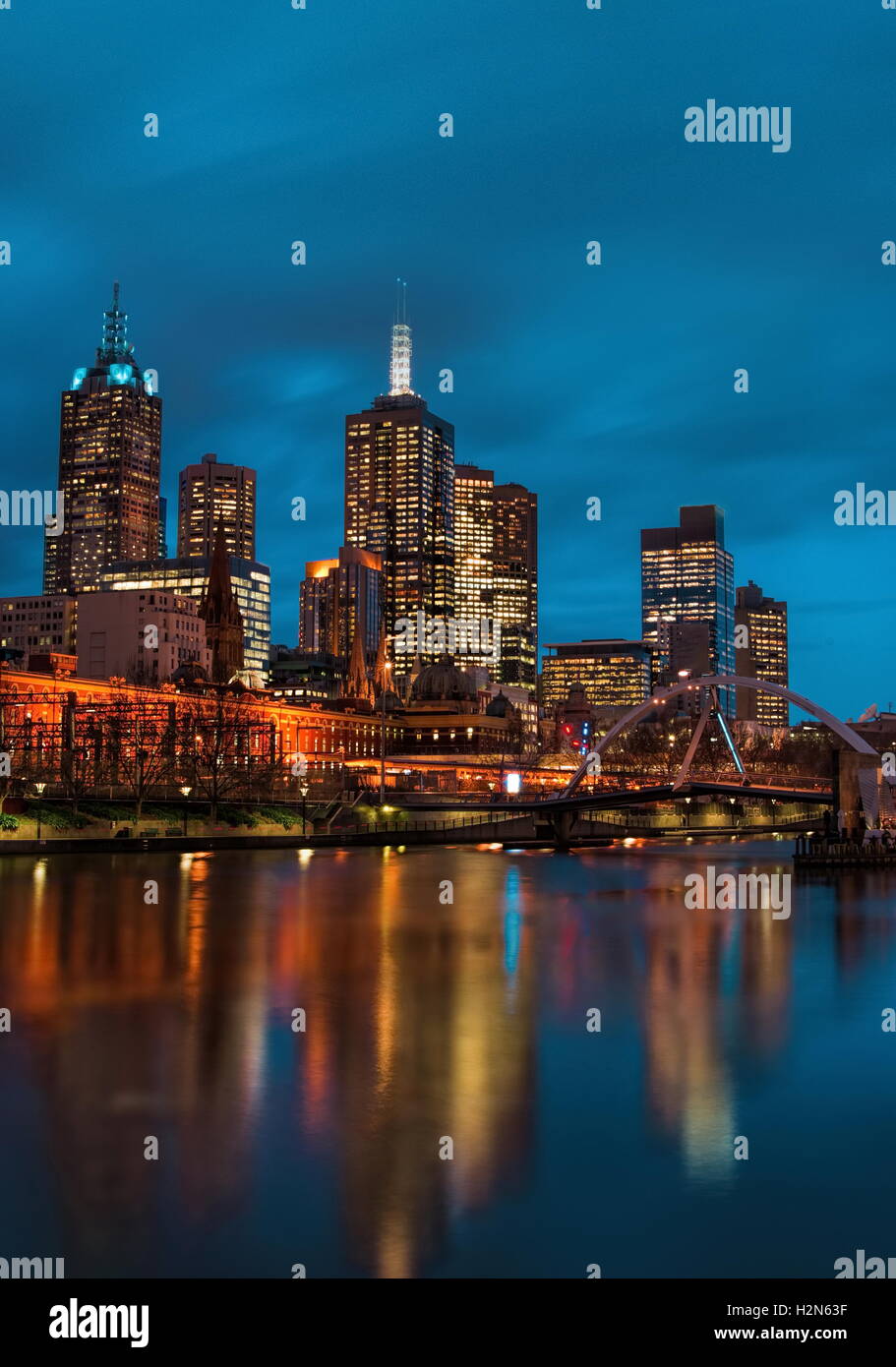Melbourne city at night Stock Photo - Alamy