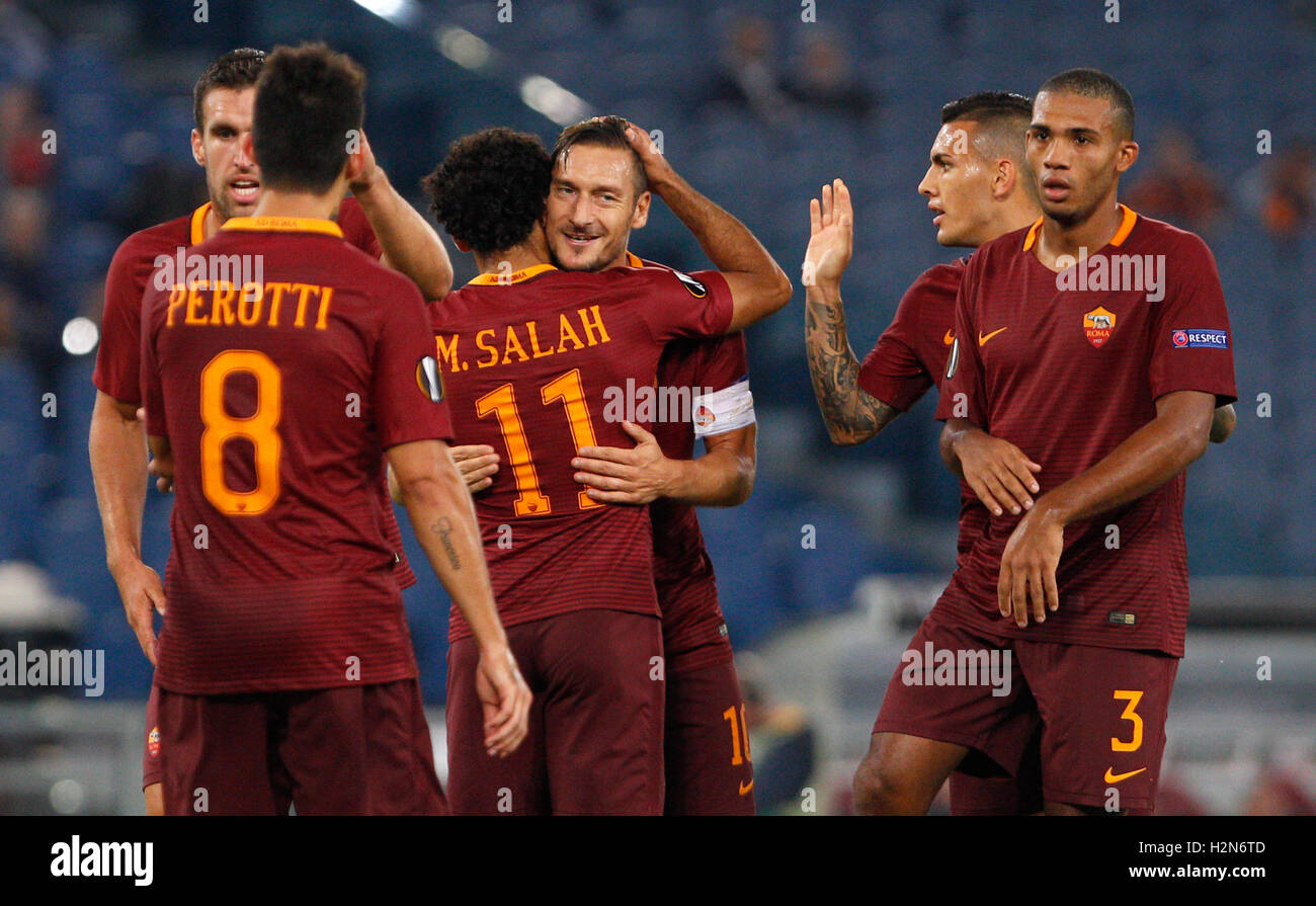 Rome, Italy. 29th Sep, 2016. RomaÕs Mohamed Salah, third from left ...