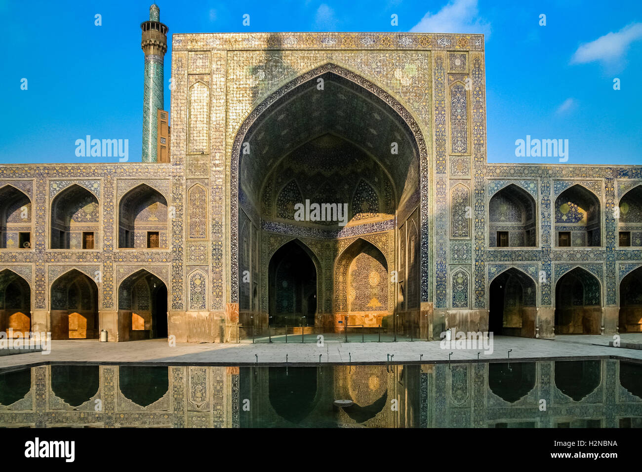 Courtyard of the Friday mosque in Isfahan, Iran Stock Photo - Alamy
