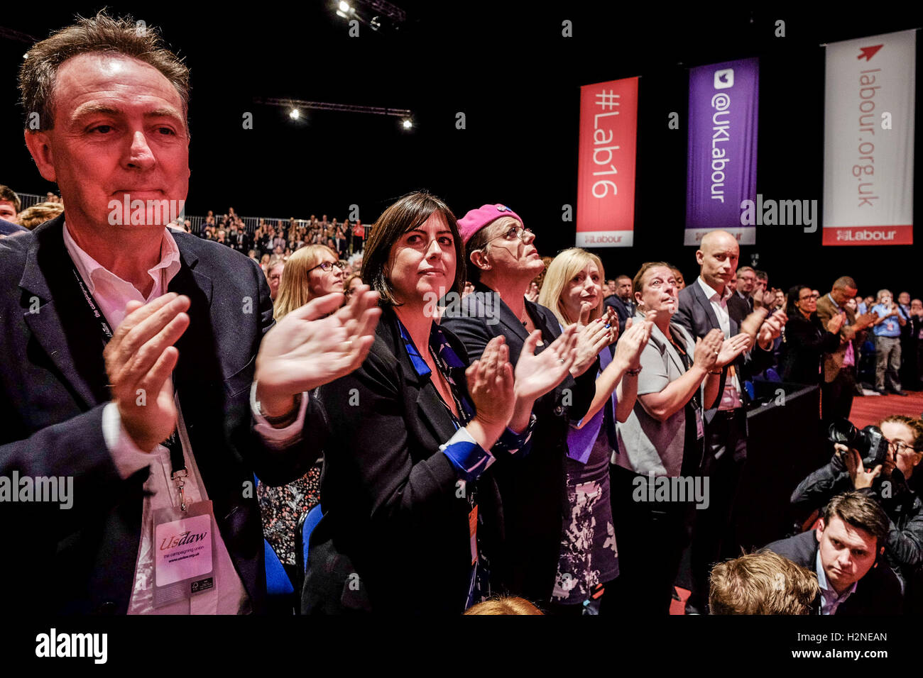 Talk to jo hi-res stock photography and images - Alamy