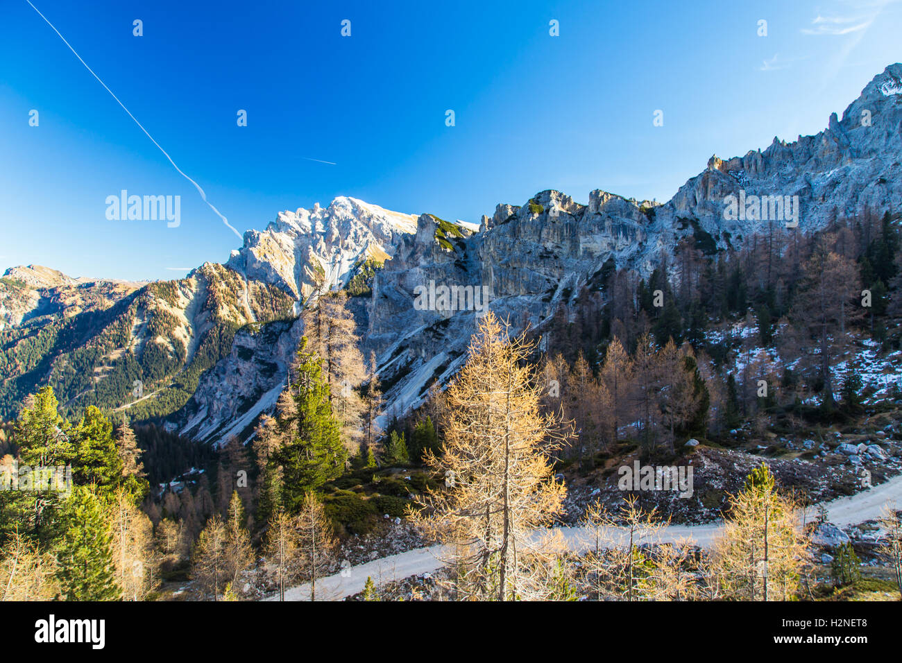 Fall is coming in the italian alps Stock Photo - Alamy
