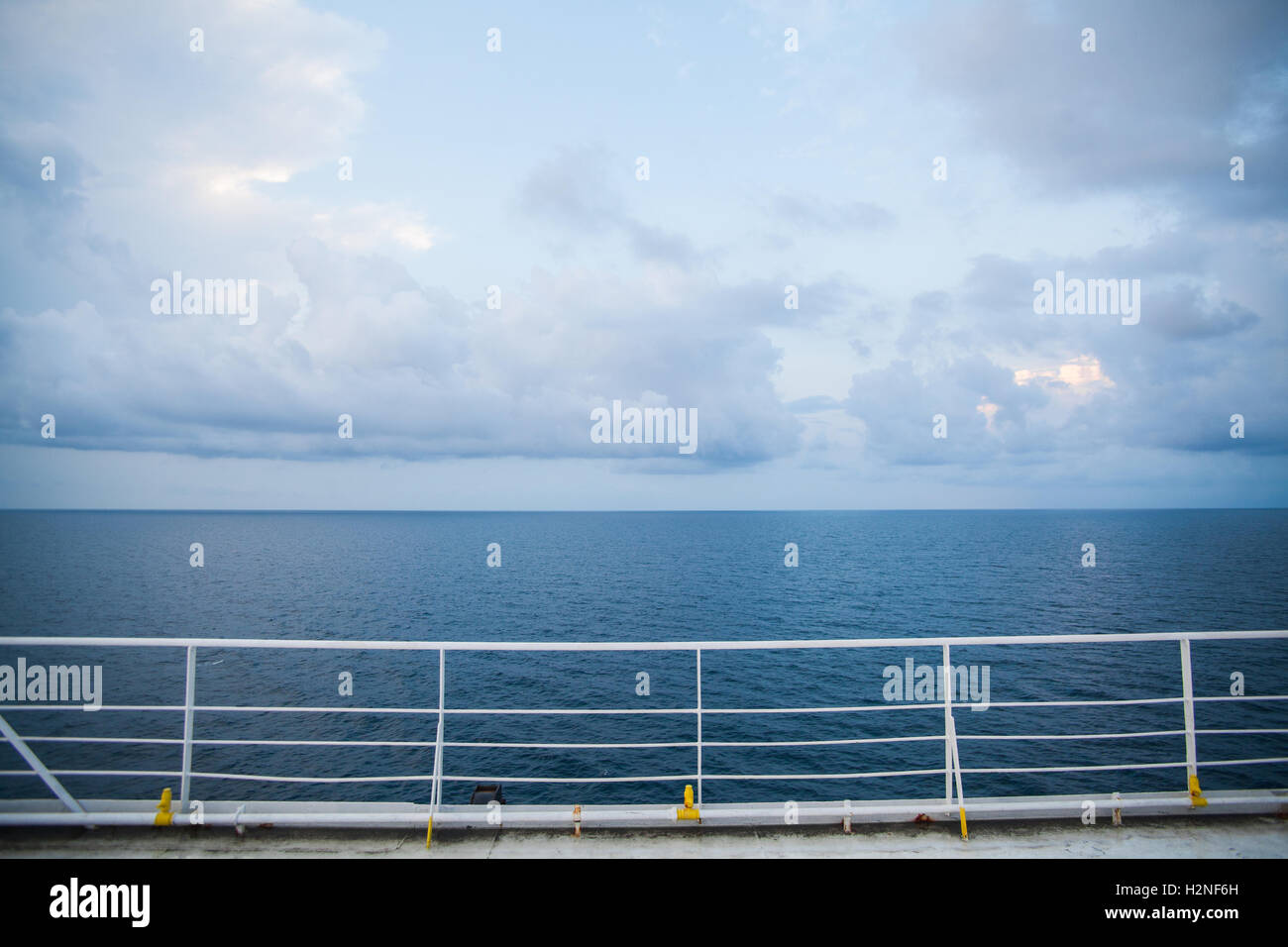 Color image of a boat deck, on the sea Stock Photo - Alamy