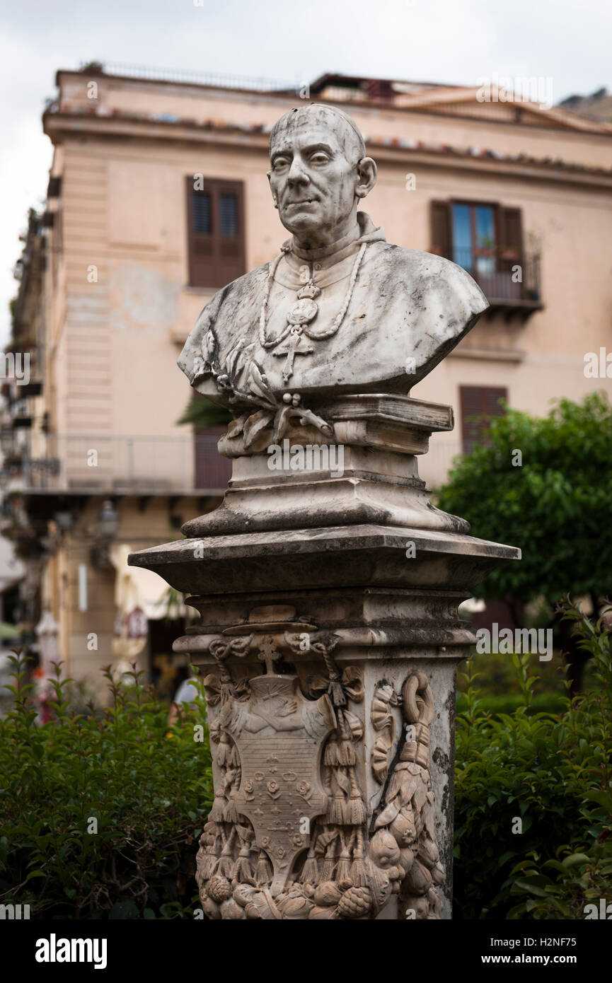 scary face religious statue Stock Photo - Alamy