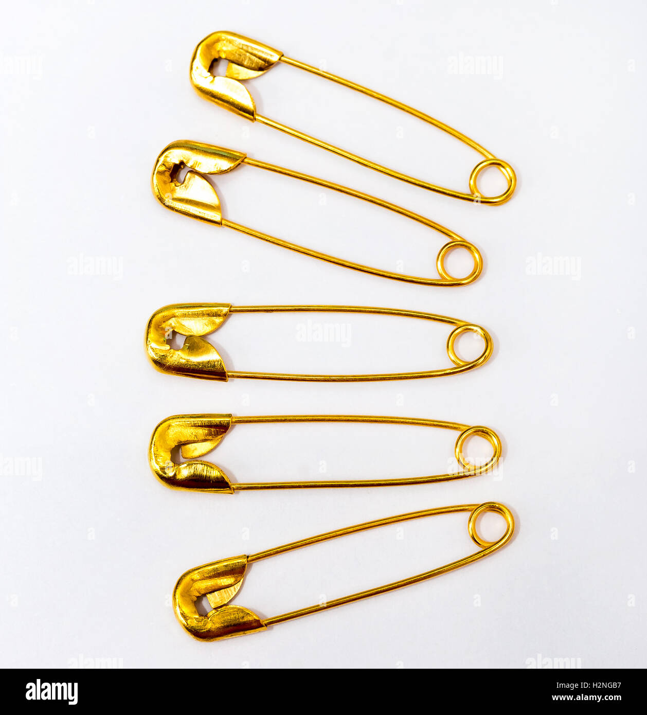 Safety needle hi-res stock photography and images - Alamy