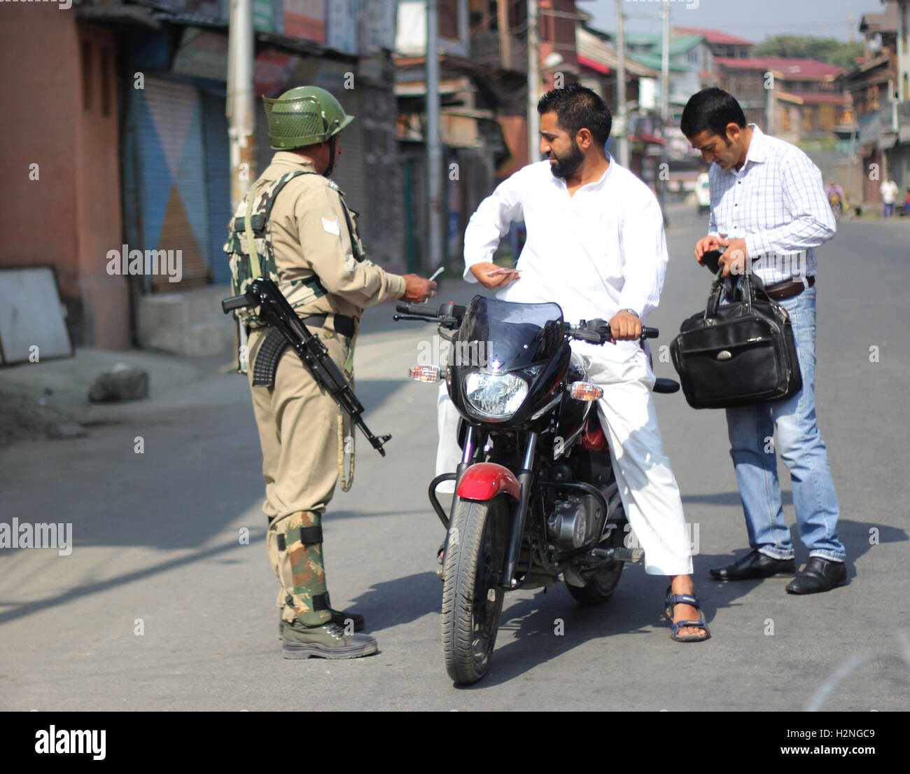 Indian pillion rider hi-res stock photography and images - Alamy