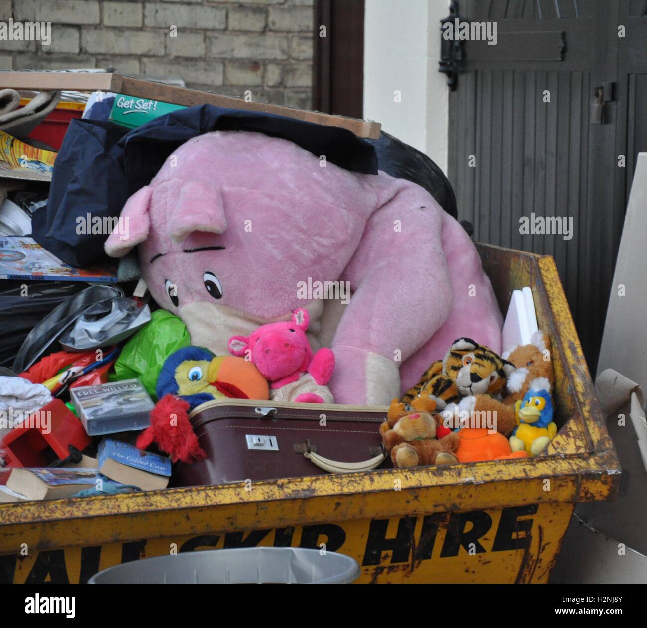 Disposable toy hi-res stock photography and images - Alamy
