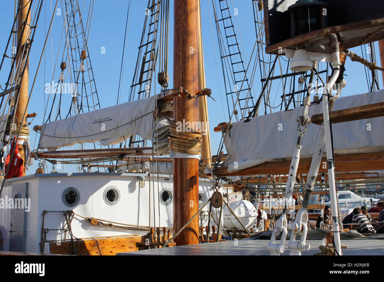 Sailer sailing ship hi-res stock photography and images - Alamy