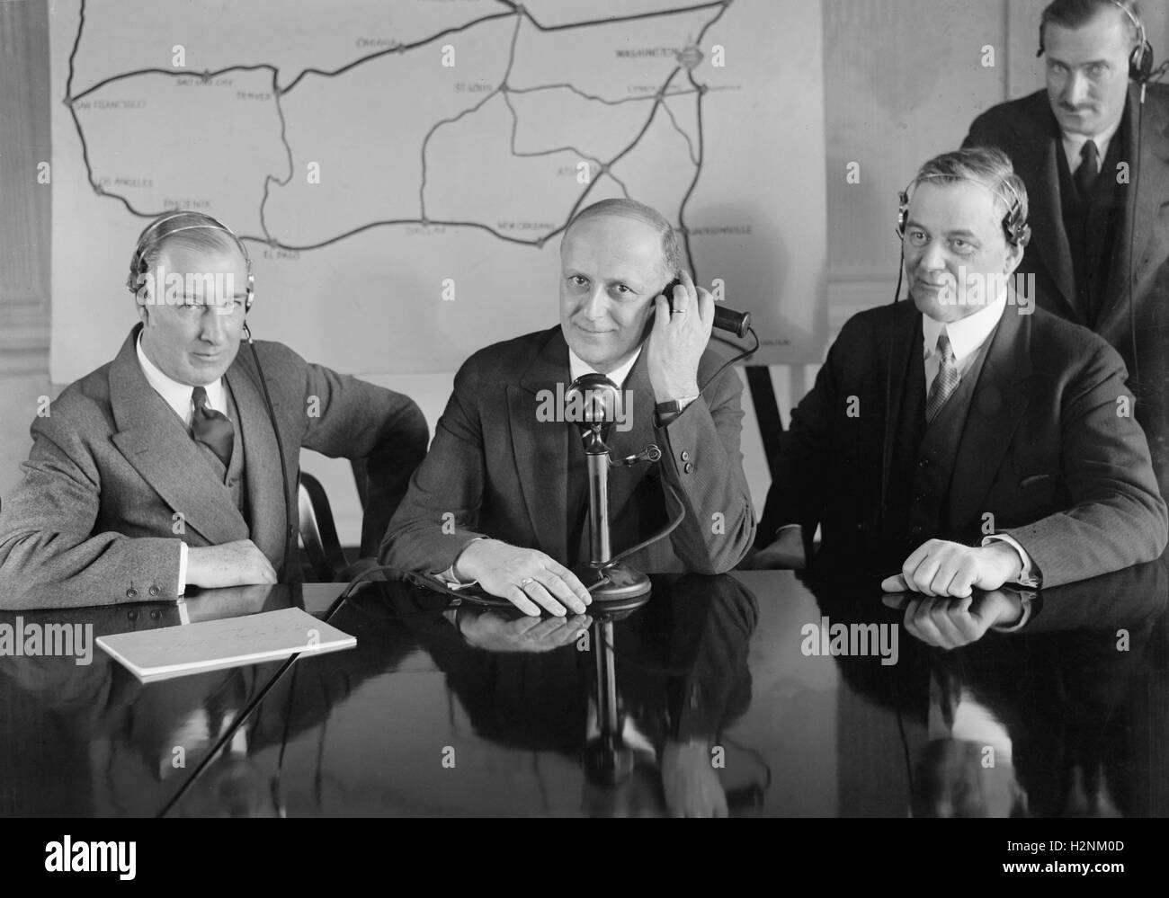 1920s telephone Black and White Stock Photos & Images - Alamy
