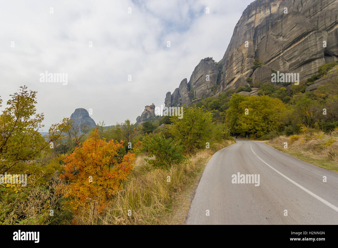 Road in Meteora in Greece with view on the monasteries Stock Photo - Alamy