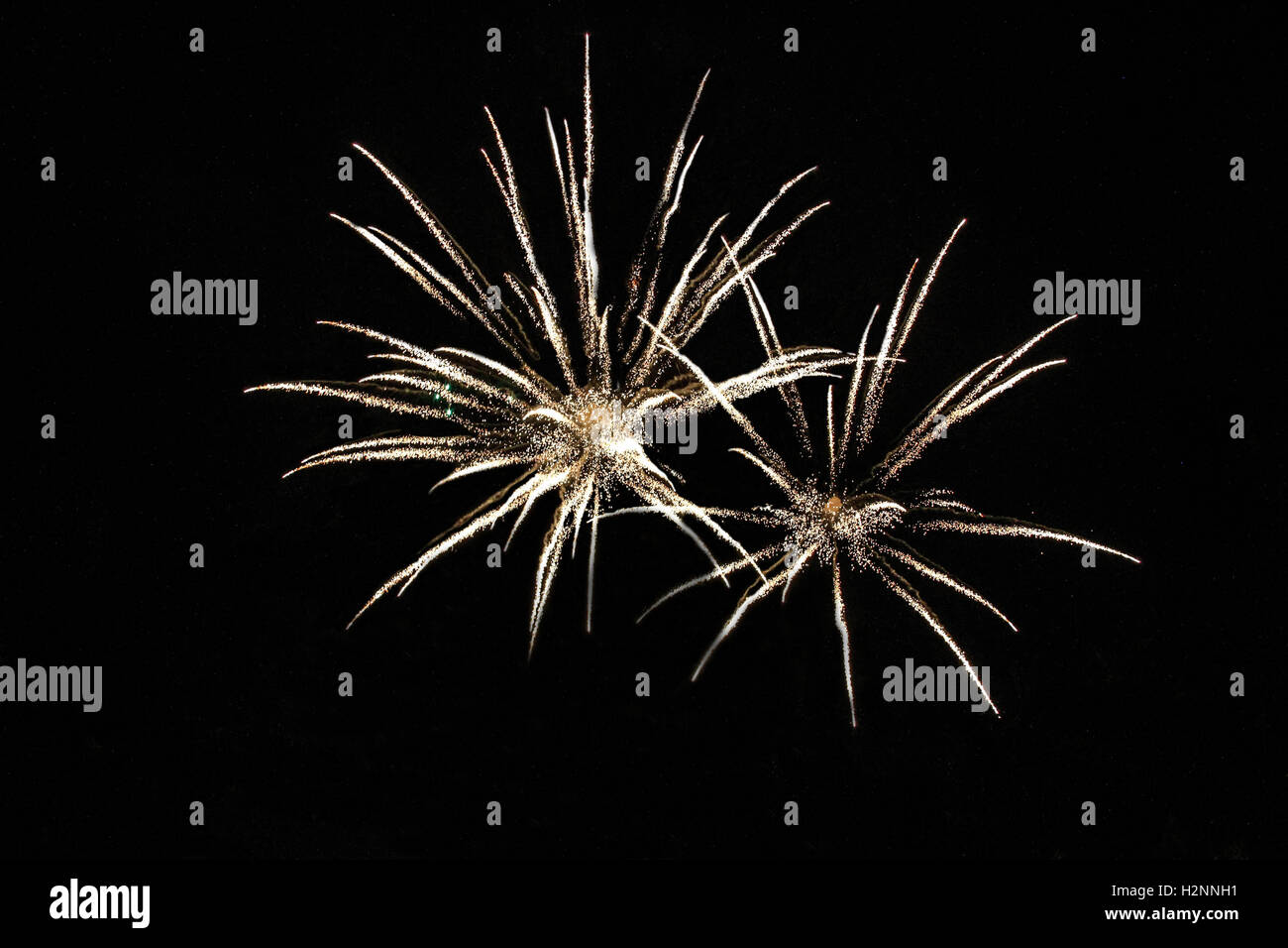 Loud fireworks hi-res stock photography and images - Alamy