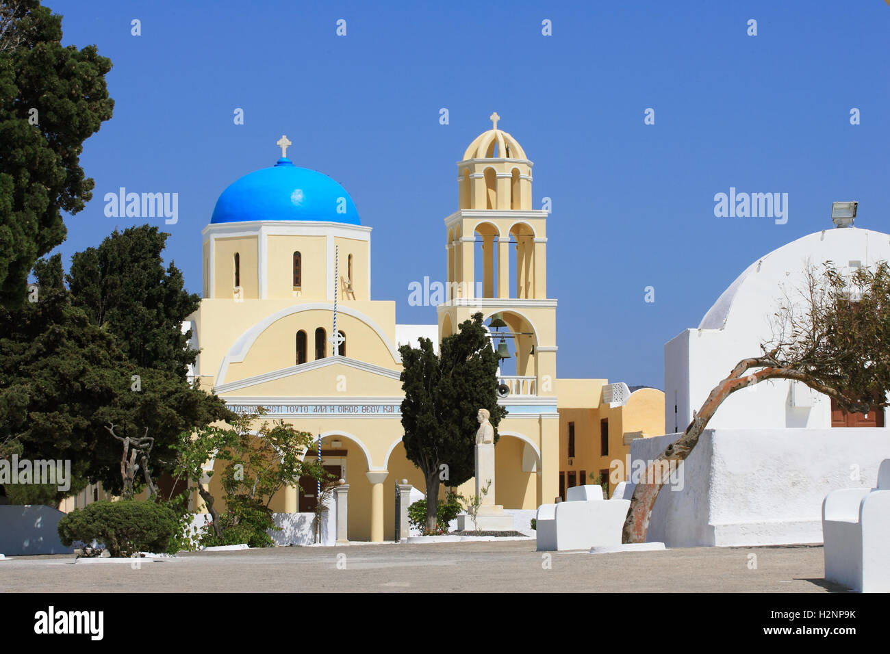 Church in Oia - Santorini island Greece Stock Photo - Alamy