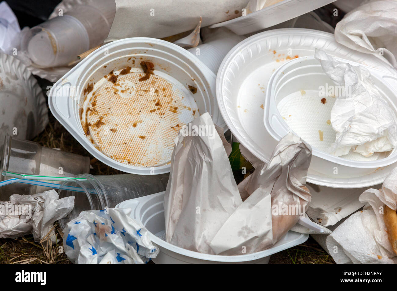 Decaying garbage hi-res stock photography and images - Alamy