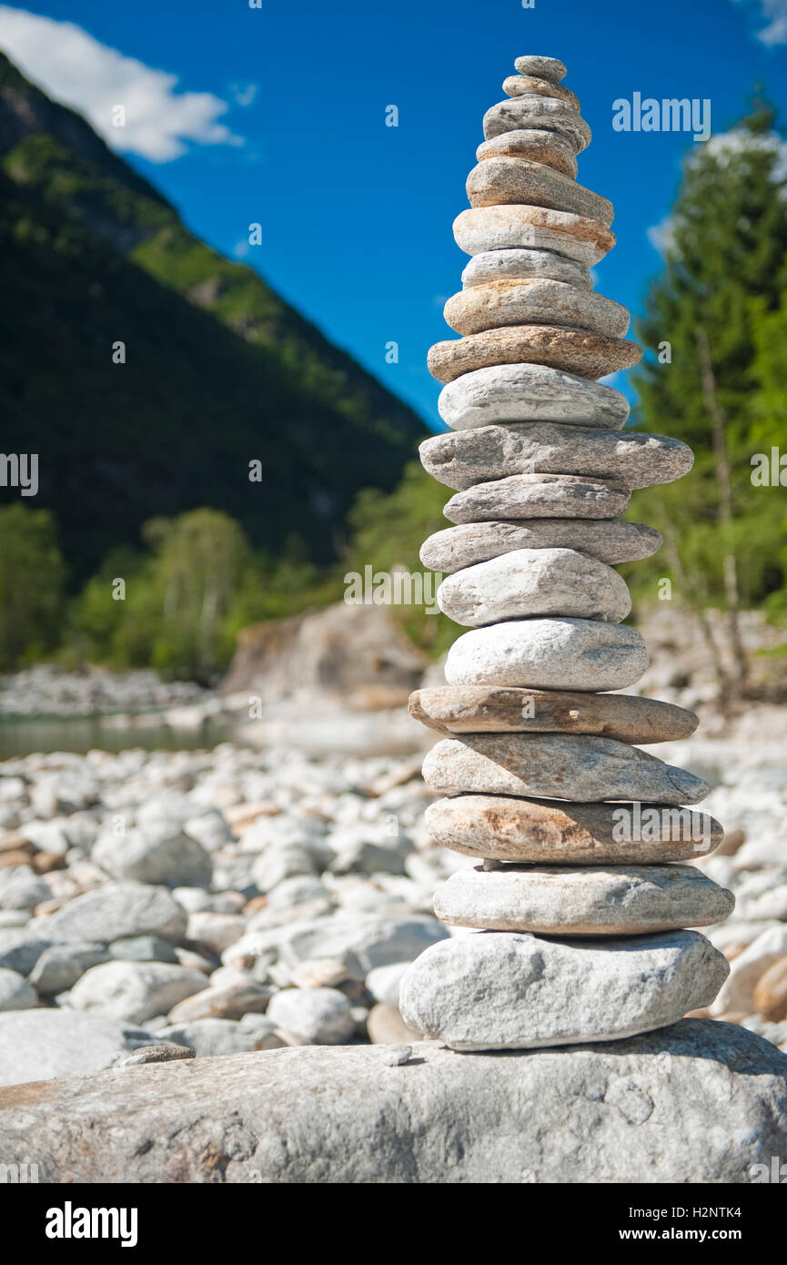 Stone pyramid hi-res stock photography and images - Alamy