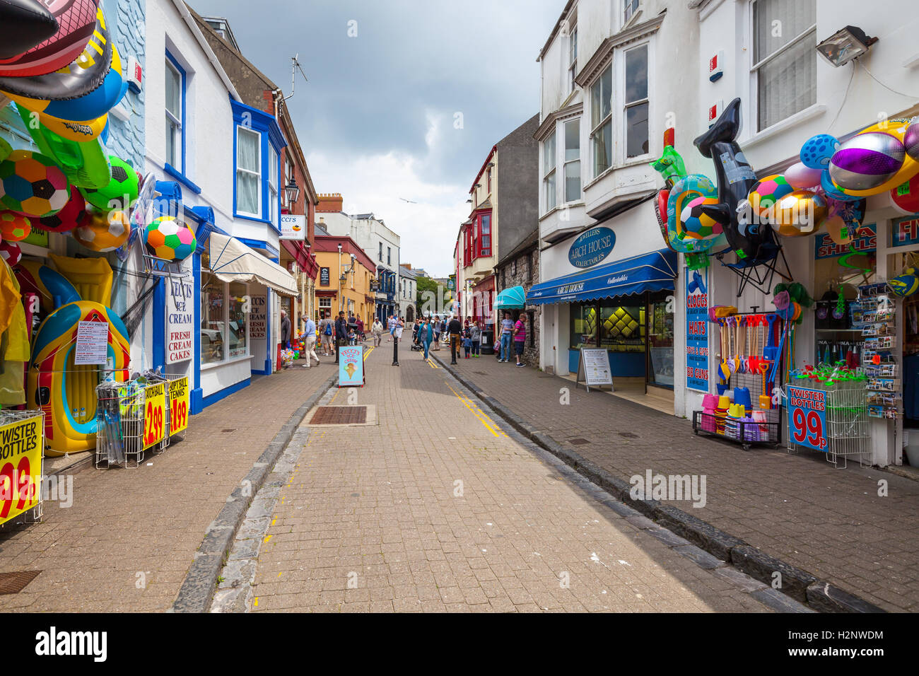 Tenby town centre Stock Photo - Alamy