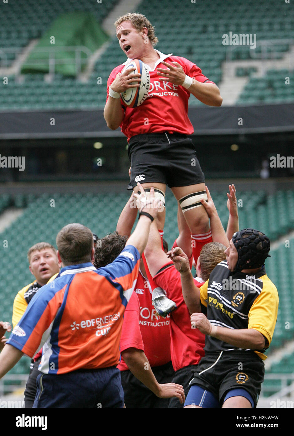 Billericay RFC vs Hartpury RFC - EDF Energy Vase Final at Twickenham ...