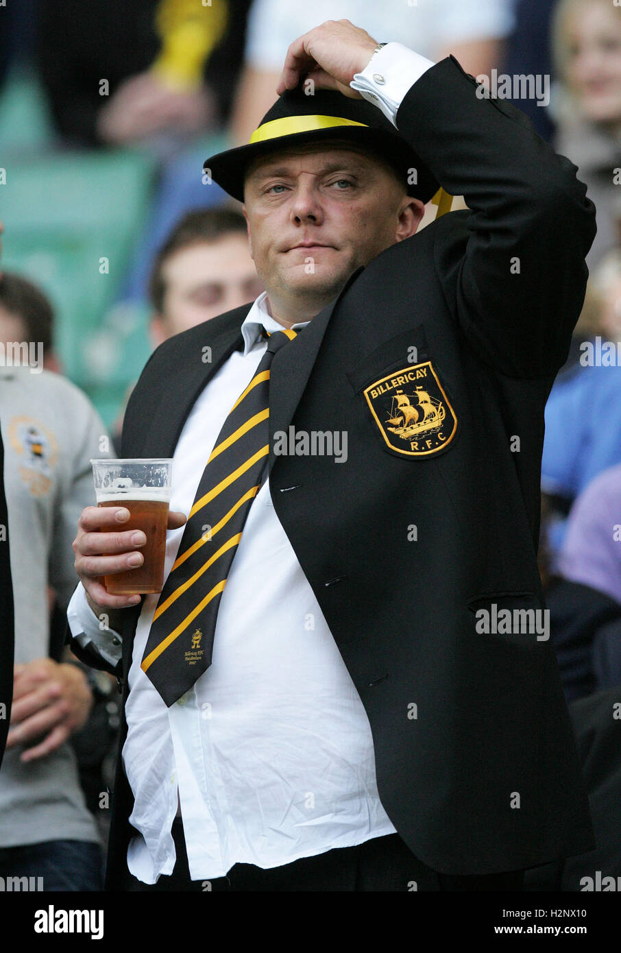 Bllericay fans - Billericay RFC vs Hartpury RFC - EDF Energy Vase Final ...