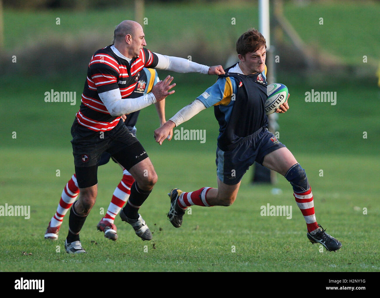 Action rugby tackle hi-res stock photography and images - Alamy