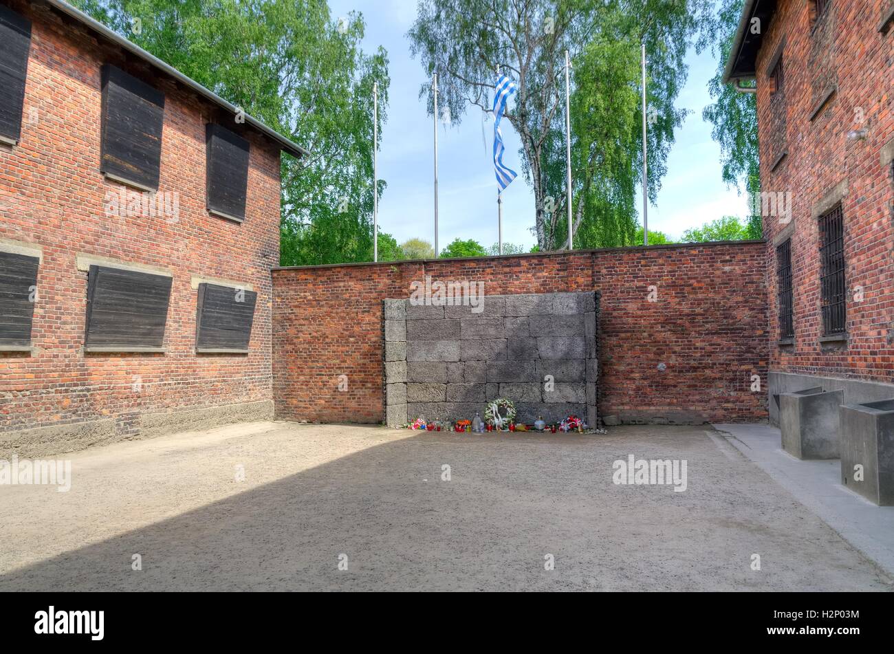 Auschwitz birkenau memorial execution hi-res stock photography and ...
