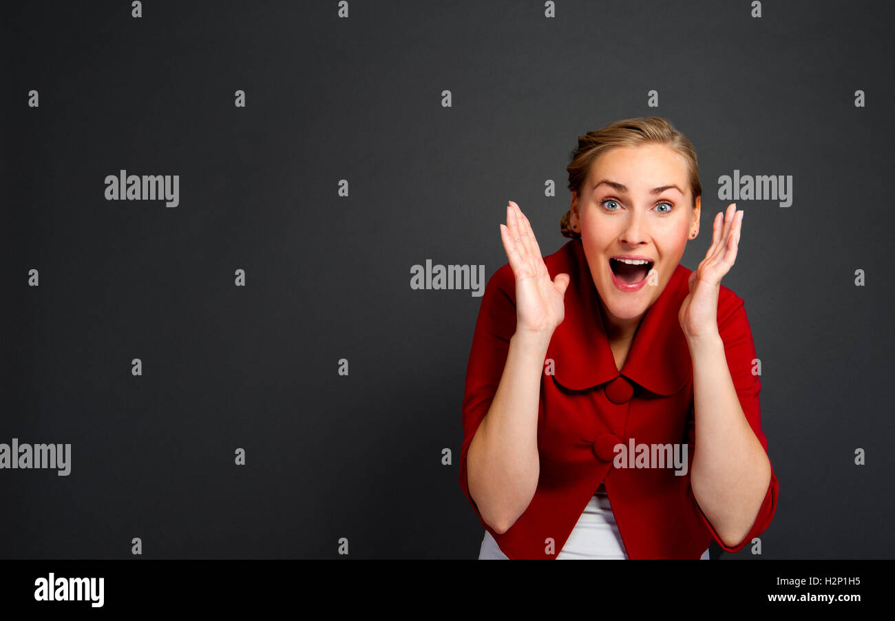 Businesswoman surprised scared, terrified hold hand on head, mouth open ...