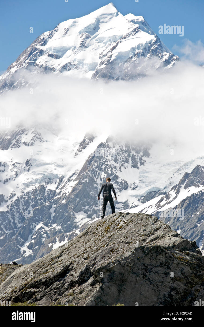 Mount cook summit man hi-res stock photography and images - Alamy