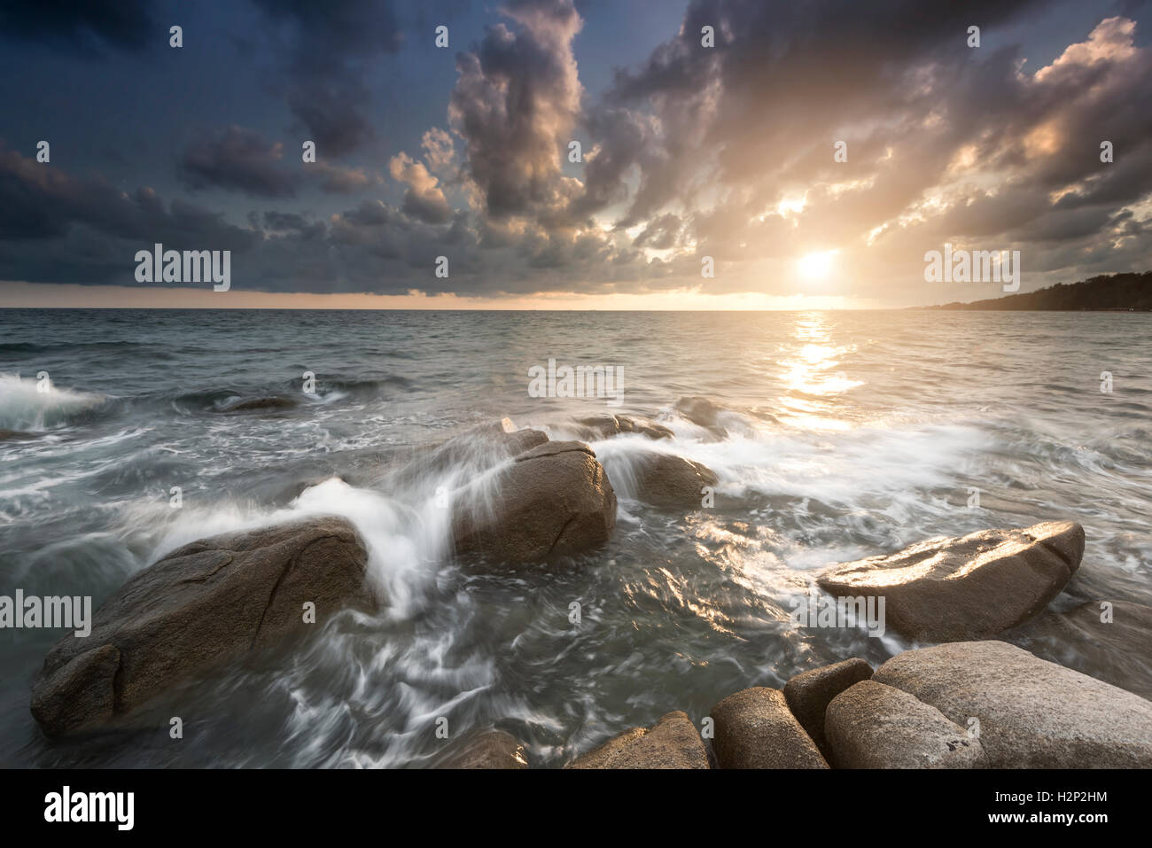 Light rays beach hi-res stock photography and images - Alamy
