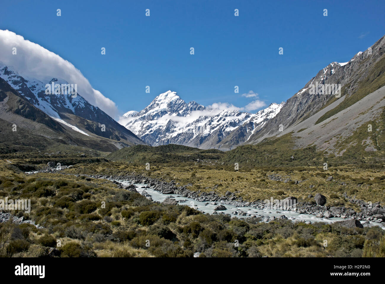 Clouds sweep over mountains in Mt Cook range as seen from the Hooker ...