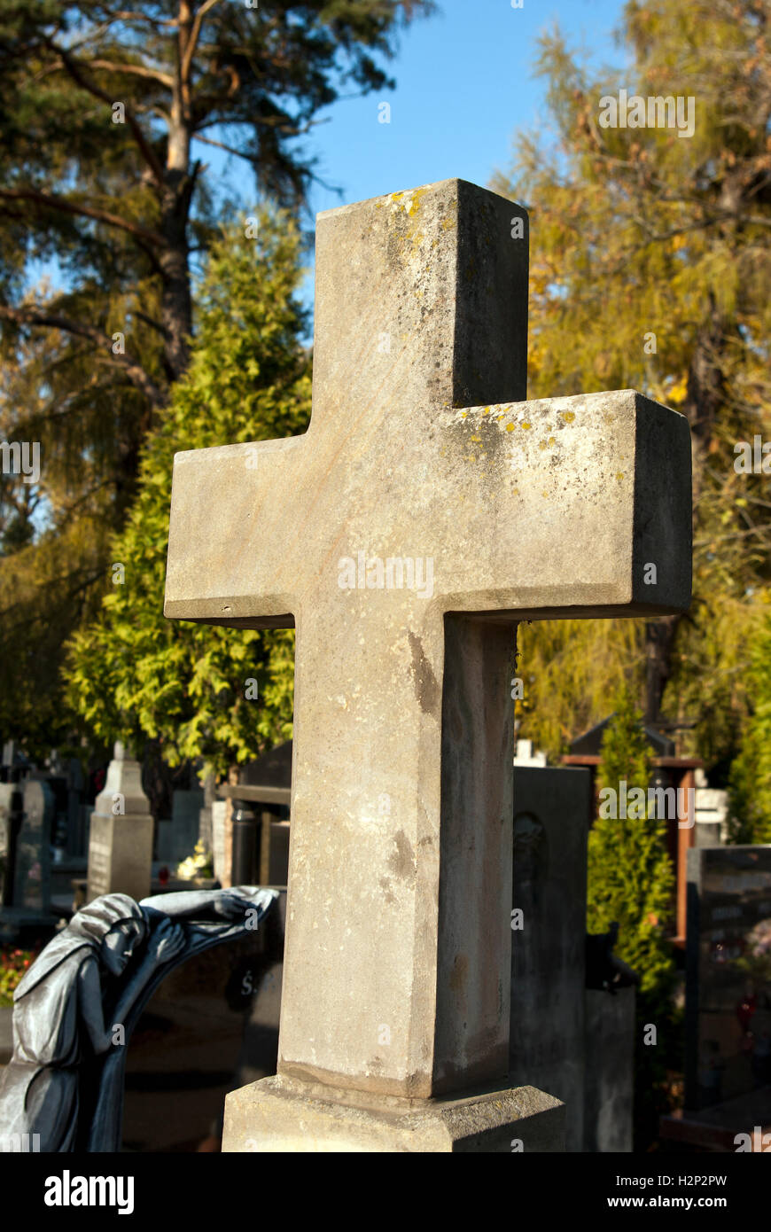 cross on the cementary in sun Stock Photo - Alamy