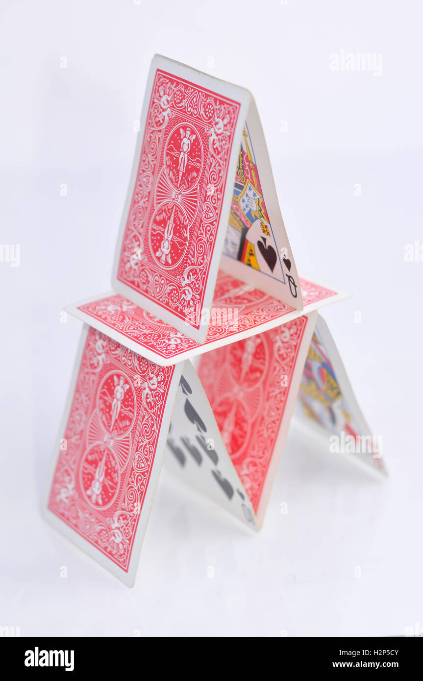 House playing cards hi-res stock photography and images - Alamy
