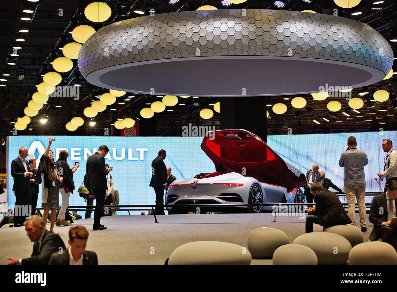 Renault Trezor concept Stock Photo - Alamy