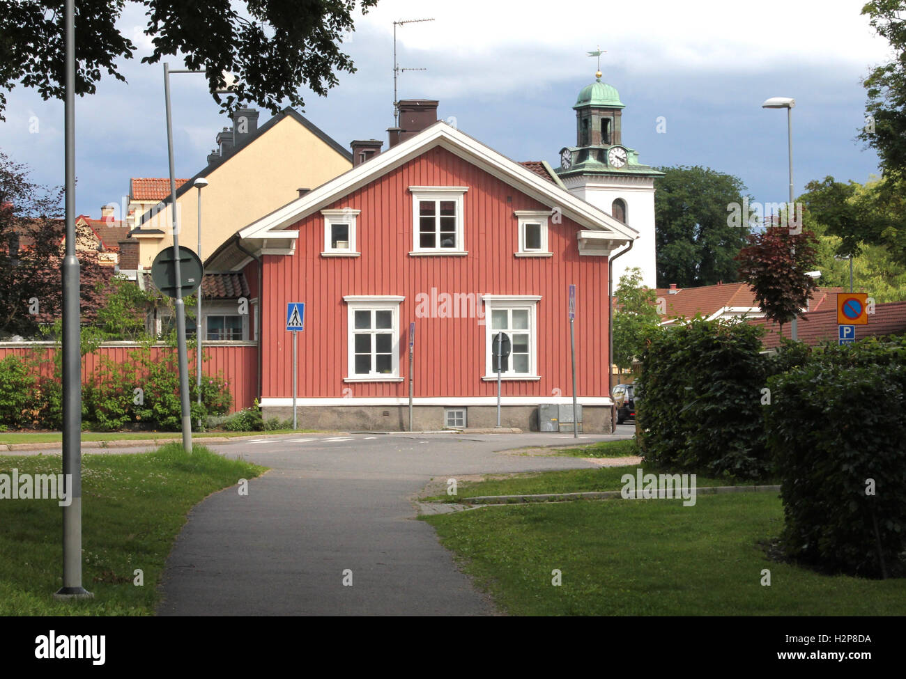 Small swedish cottage hi-res stock photography and images - Alamy