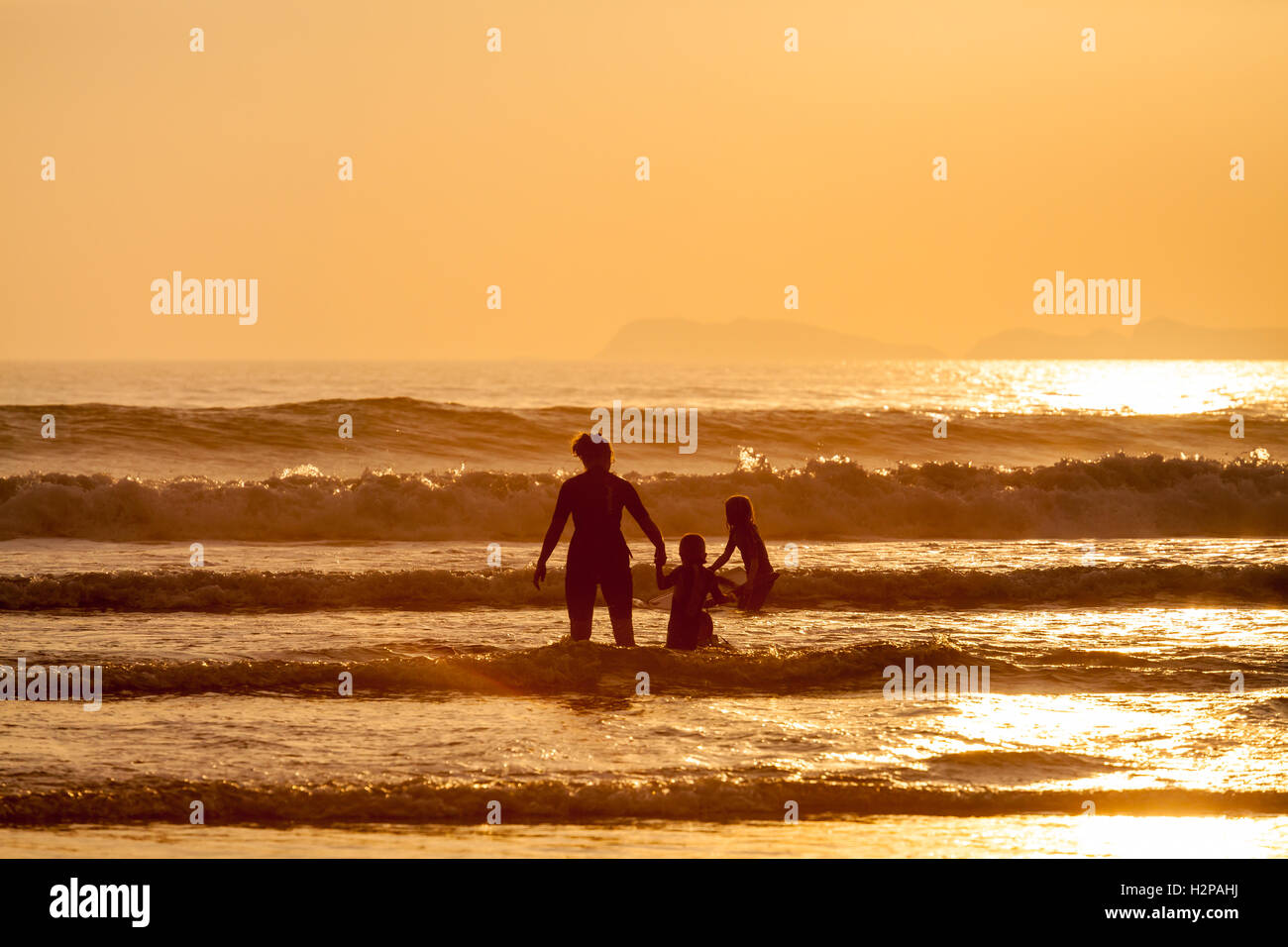 Sunset tenby hi-res stock photography and images - Alamy