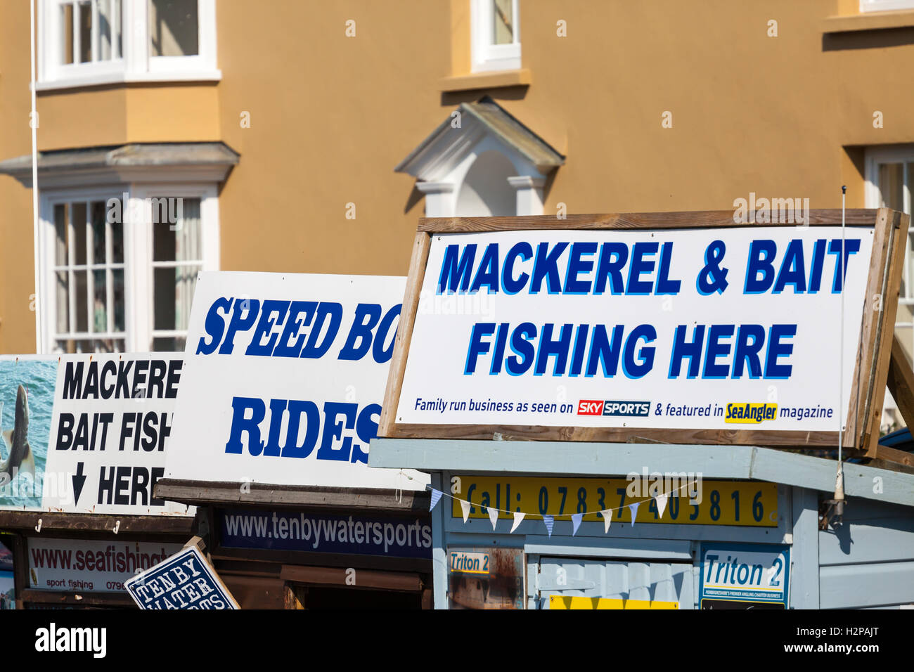 Tenby sign hi-res stock photography and images - Alamy