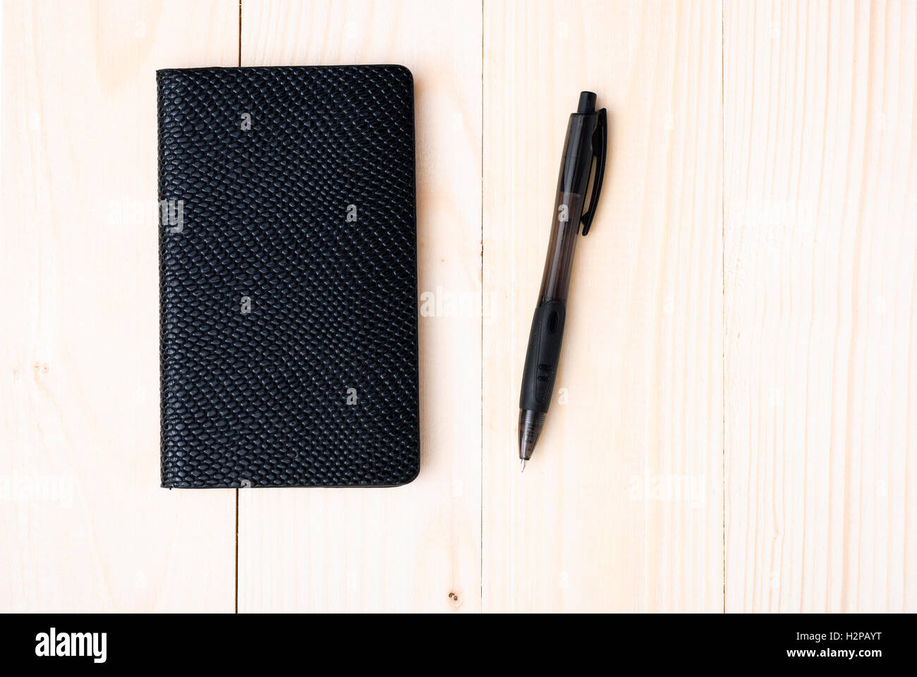 Notepad and pen hi-res stock photography and images - Alamy