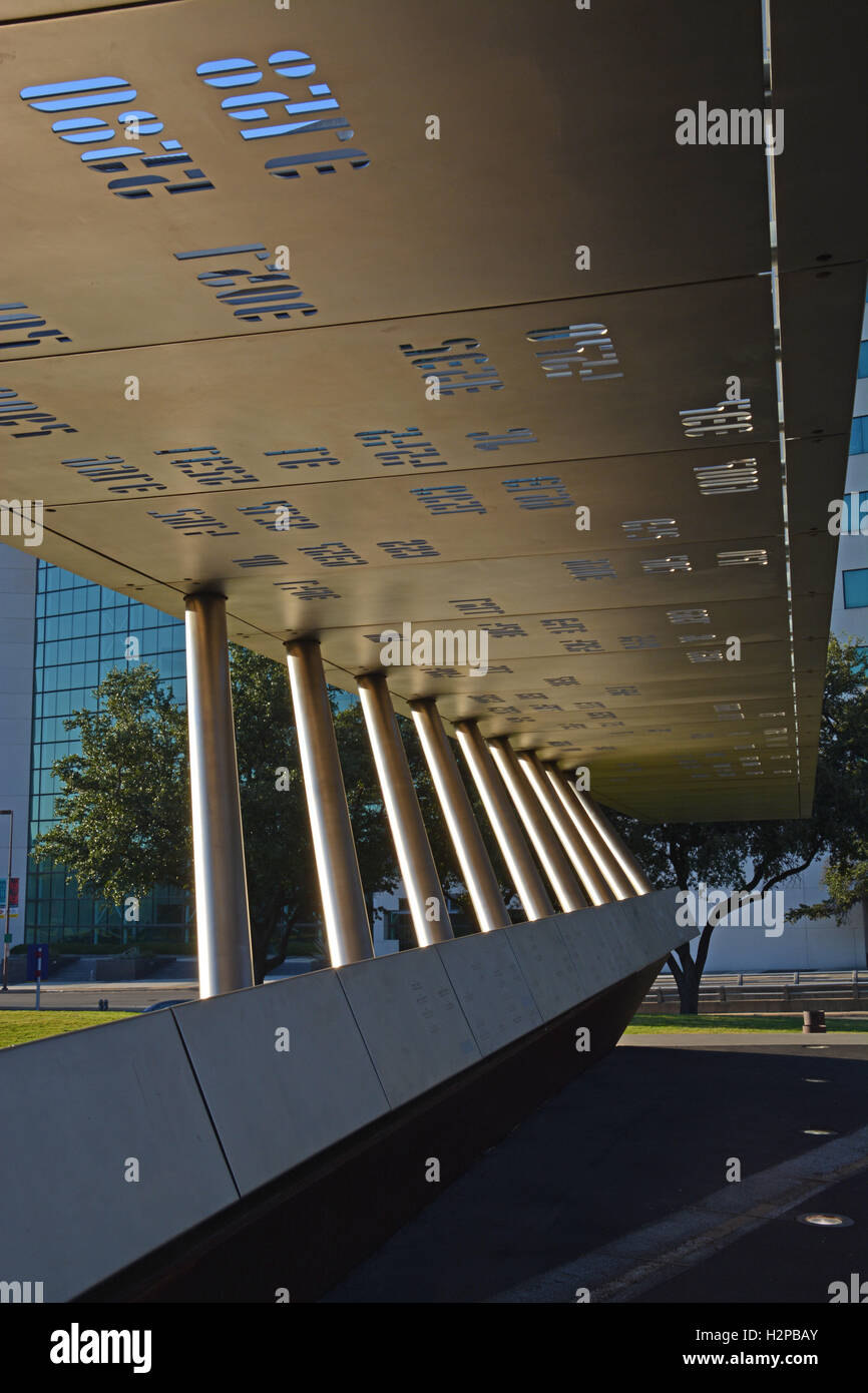 Memorial to fallen Dallas police officers located outside City Hall ...