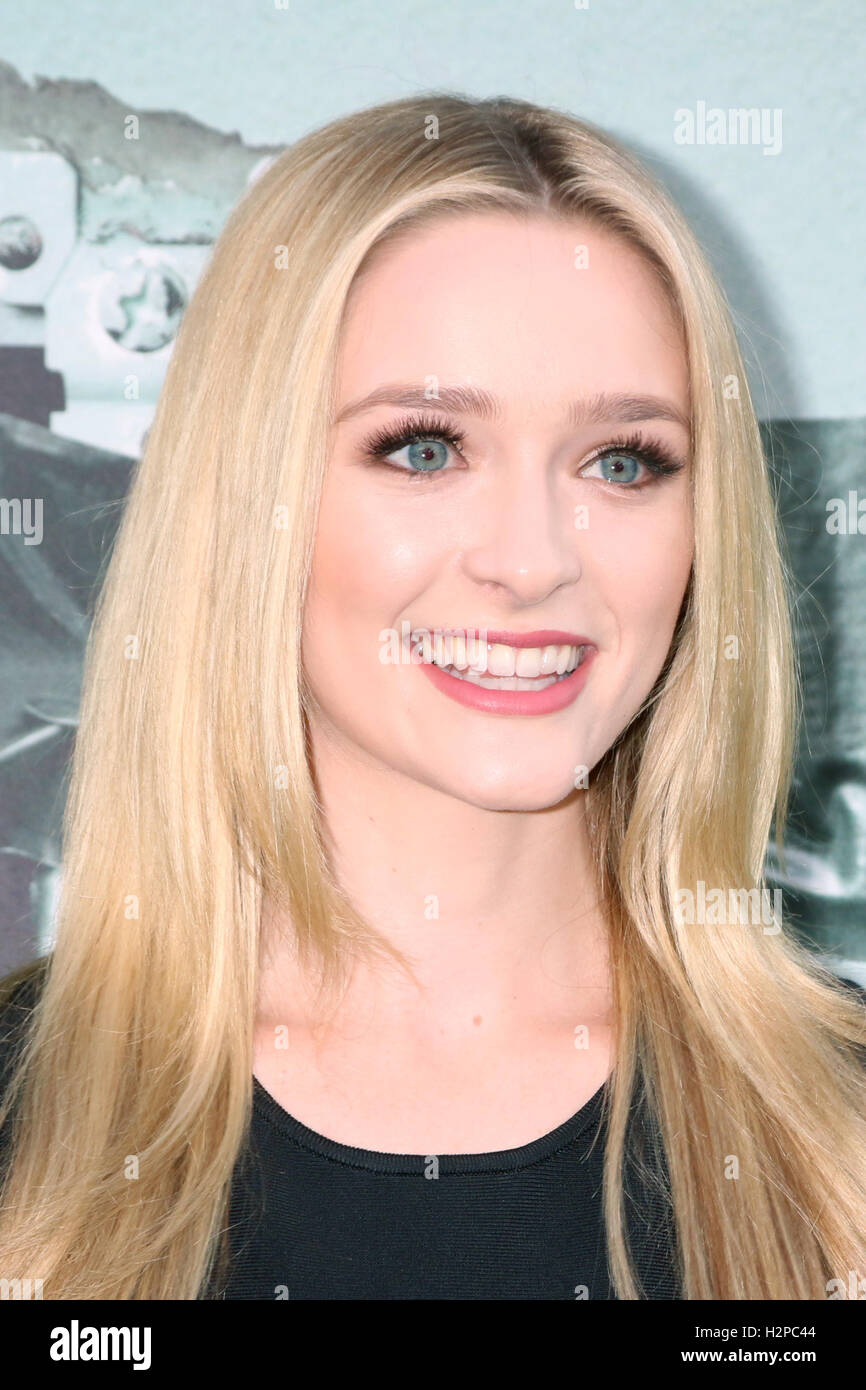 Los Angeles Premiere of 'Lights Out' held at the TCL Chinese Theatre ...