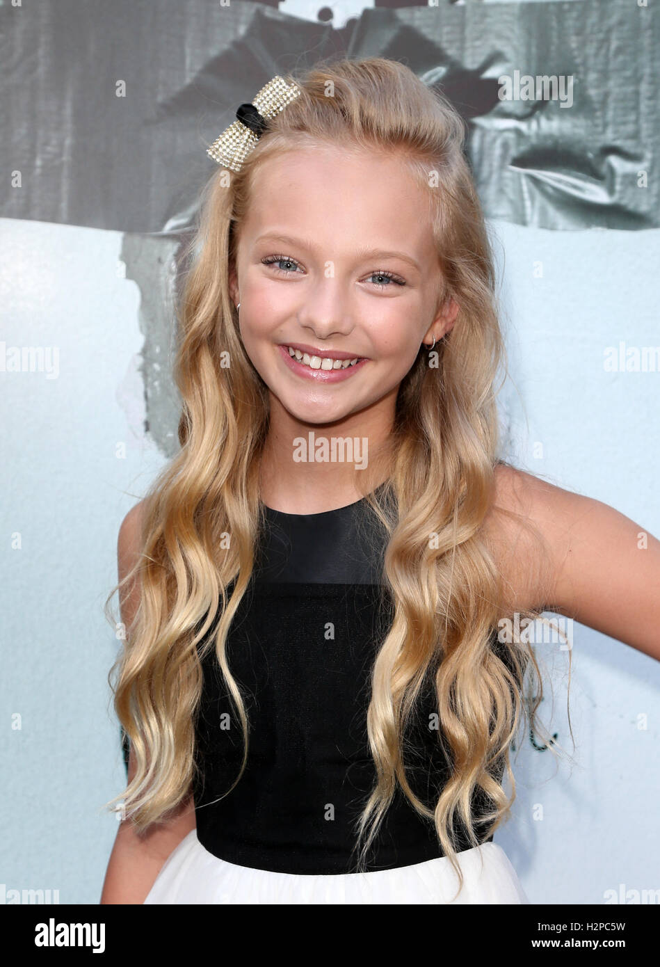 Amiah Miller High Resolution Stock Photography and Images - Alamy