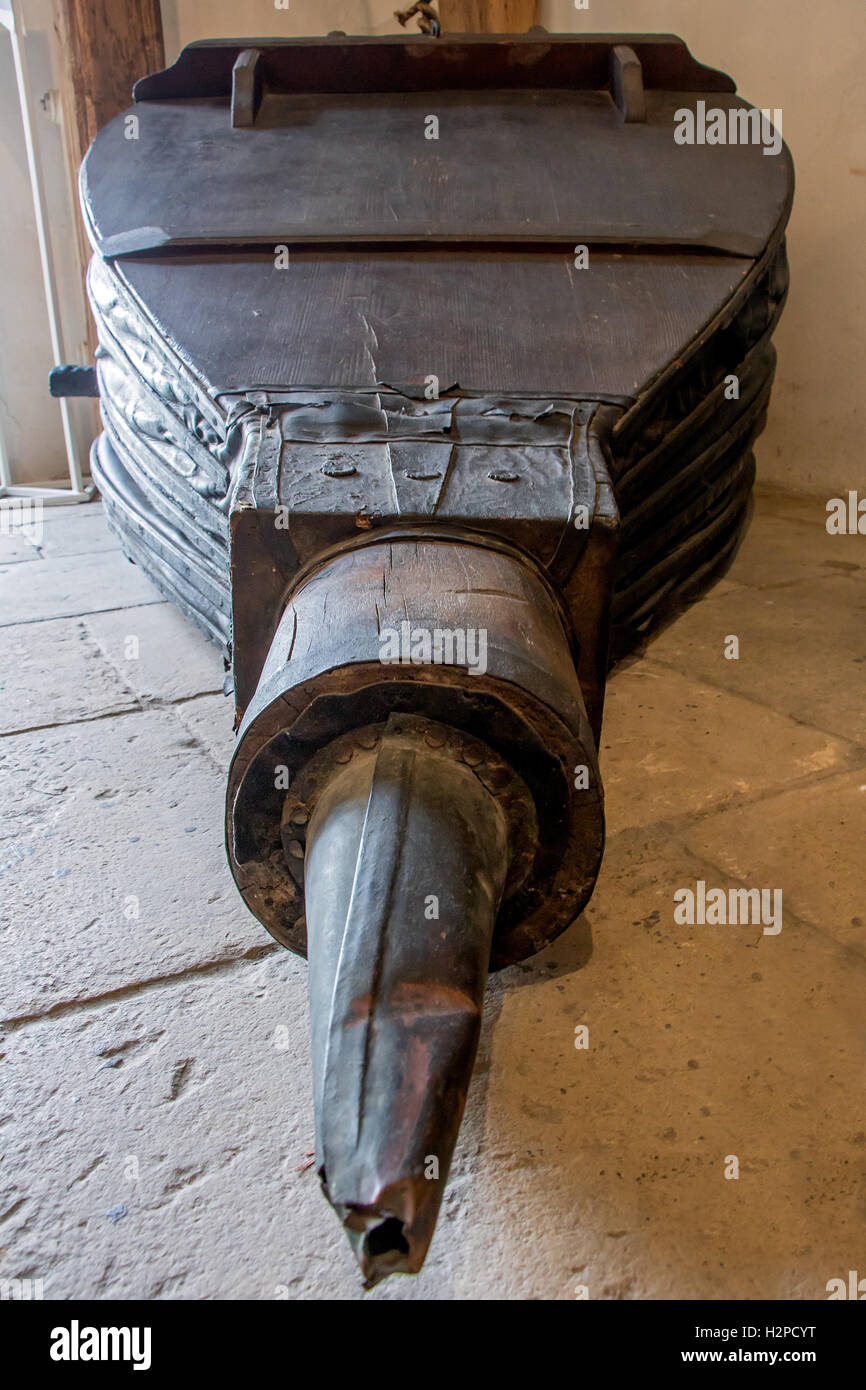 Coal bellows hi-res stock photography and images - Alamy