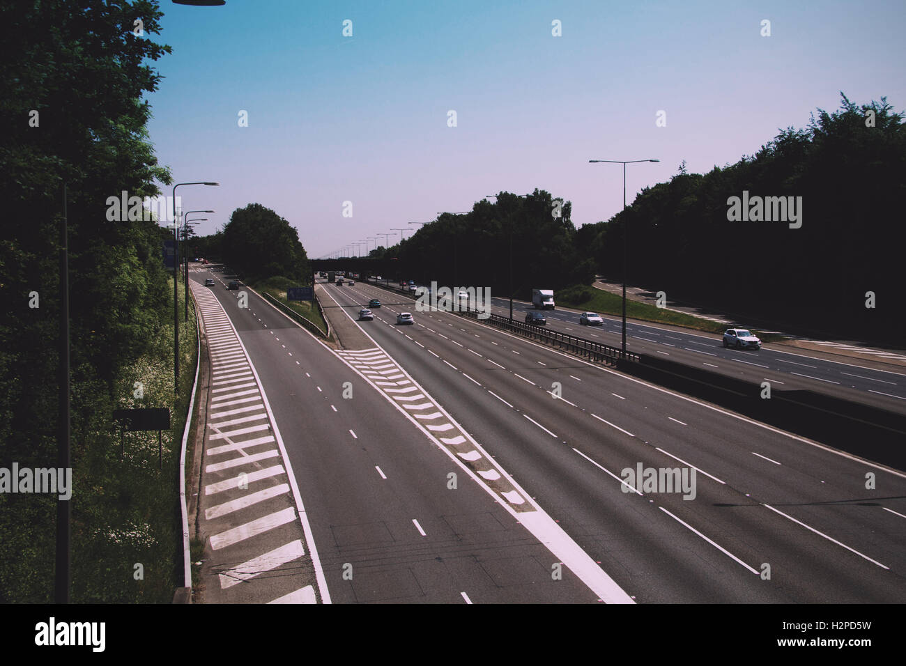 Road sign m40 hi-res stock photography and images - Alamy