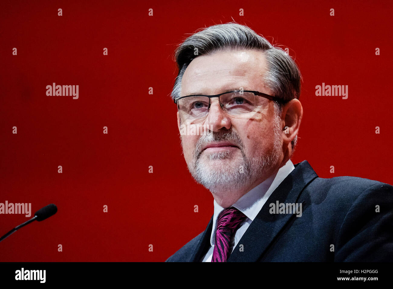 Barry gardiner mp hi-res stock photography and images - Alamy