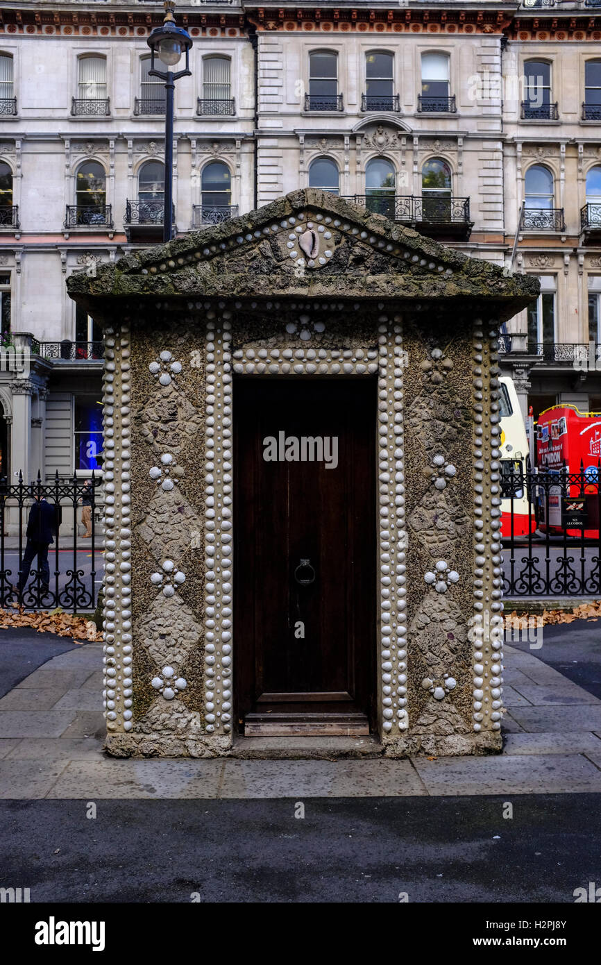 Shell huts hi-res stock photography and images - Alamy